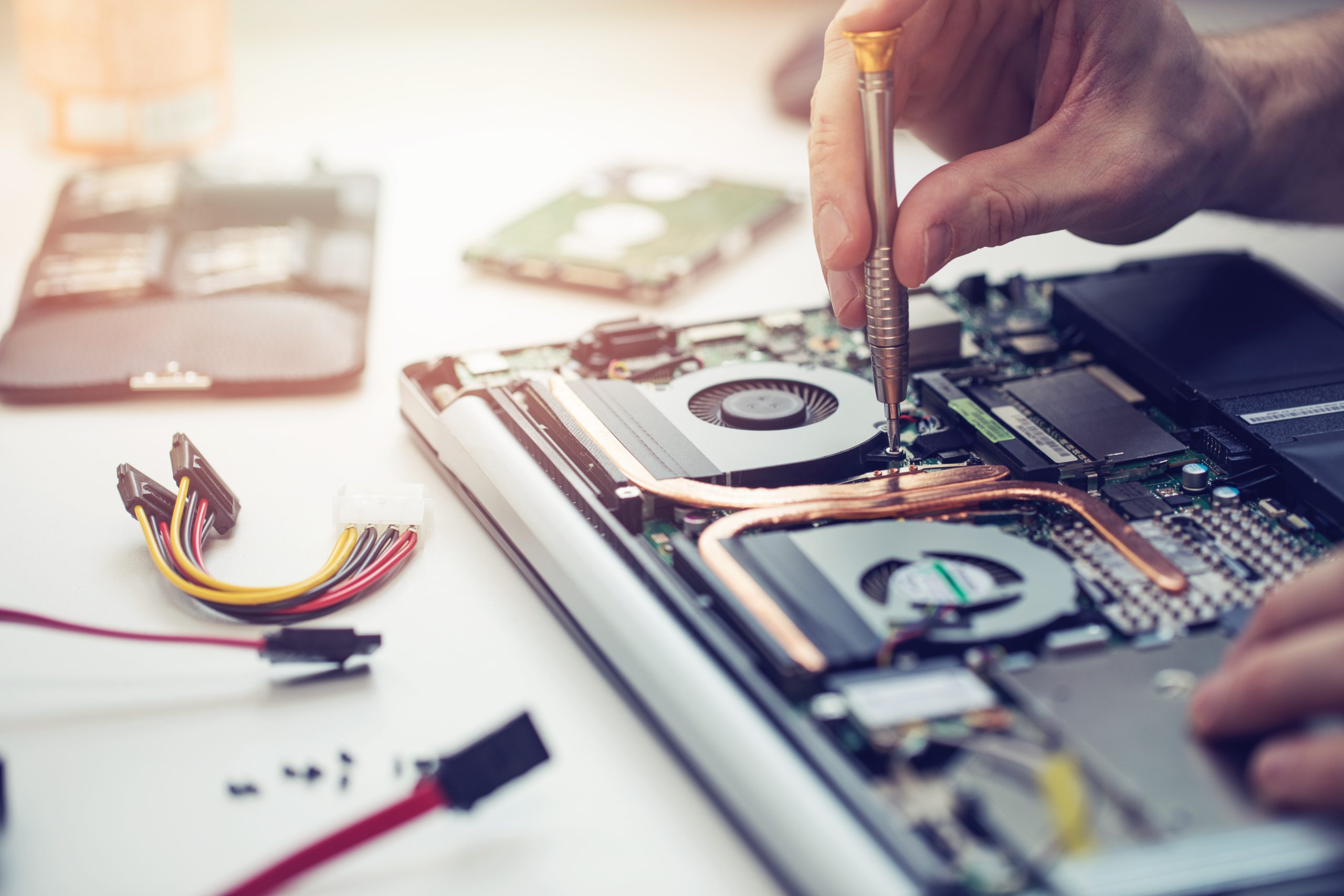 5 Signs Your Laptop Needs Immediate Professional Repair - Commercial ...